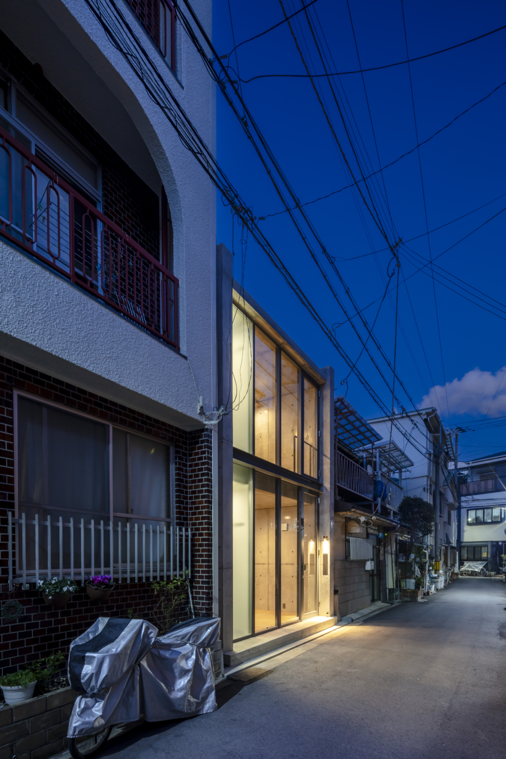 西九条のテナントビル 実績 株式会社藤本高志建築設計事務所 Takashi Fujimoto Architectural